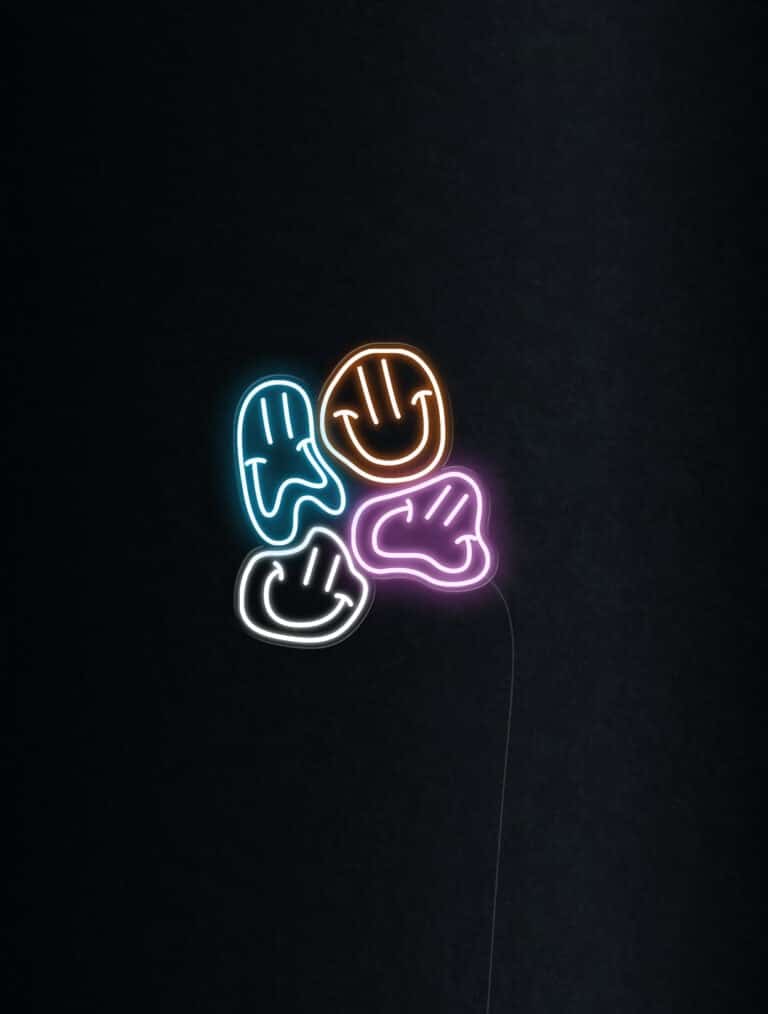 Smiley Face Neon Sign | Echo Neon
