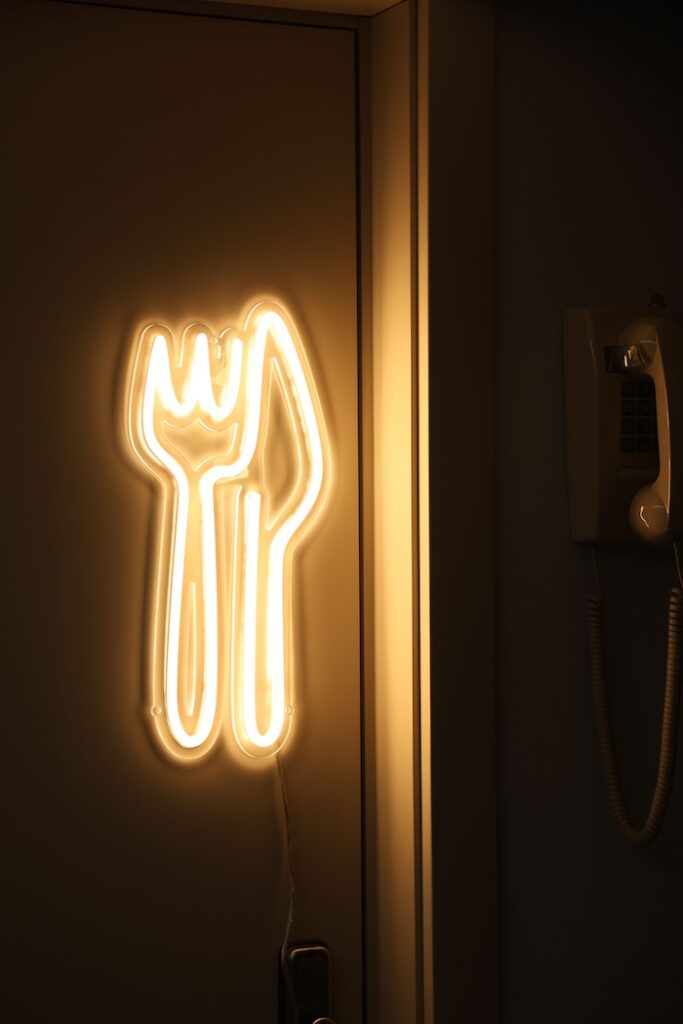 Knife and Fork Neon Sign for your Kitchen - Echo Neon Studio